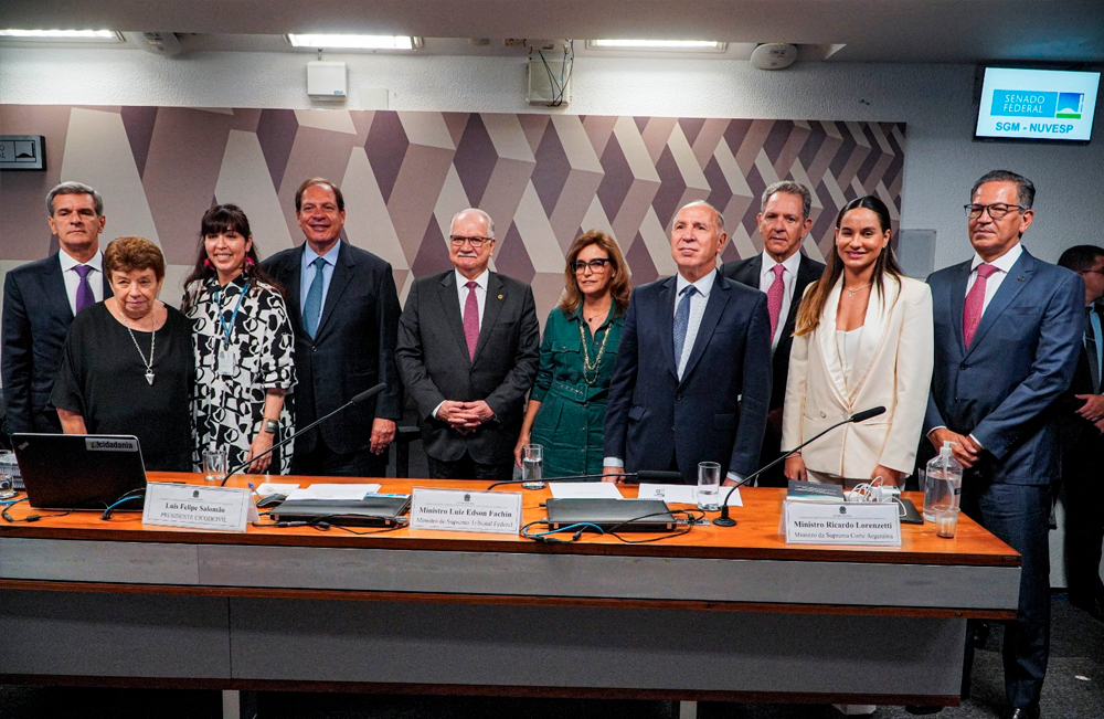 Comissão de reforma do código Civil apresenta minuta de texto com ...